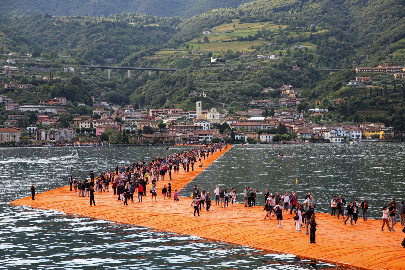 This Floating Pier Is the Most Zen Installation Ever