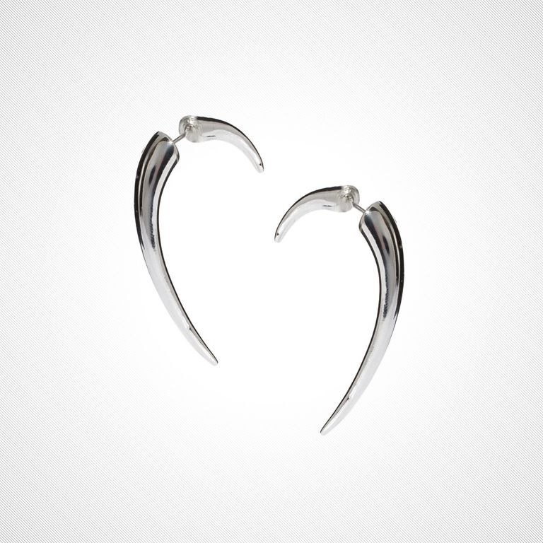 Stay Sharp! See Fifteen Pieces of Jewelry That Make a Point