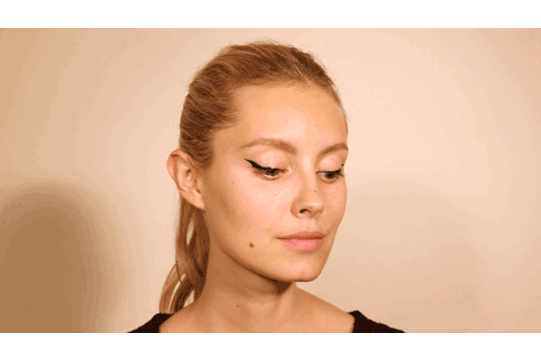 The Trick to Getting the Perfect Cat Eye