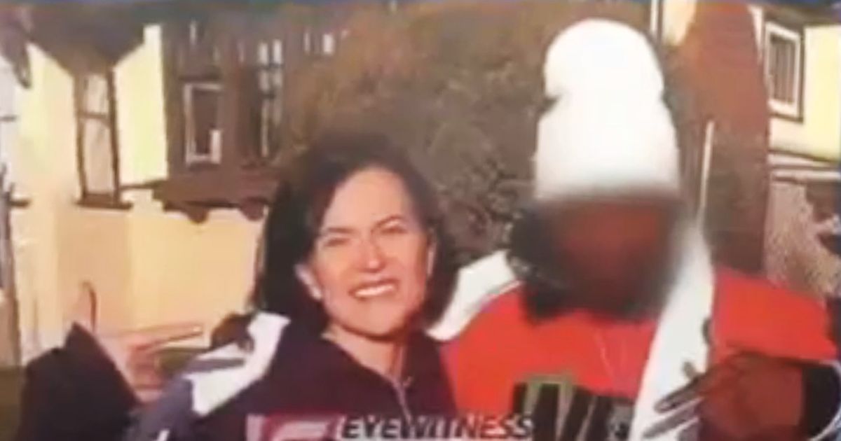 Mayor Accused of Flashing Gang Signs After Using Her Pointer Finger to ...