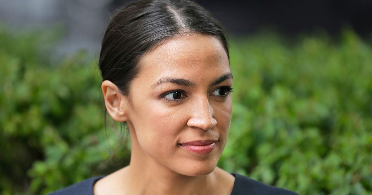 Alexandria Ocasio Cortez Uses Kat Von D Contour Palette
