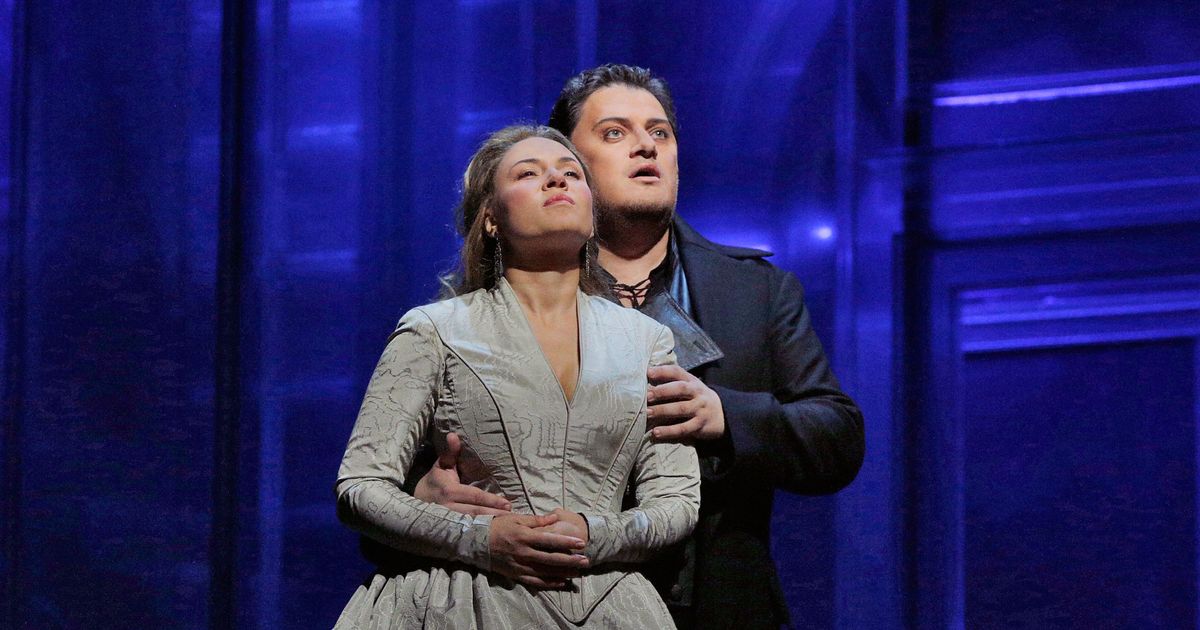 Opera Review: Otello Is Back, Without Blackface