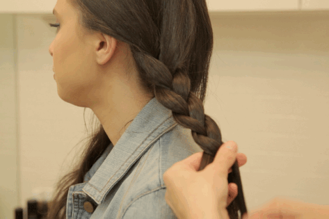 How to Get Rid of Frizz in 15 Minutes