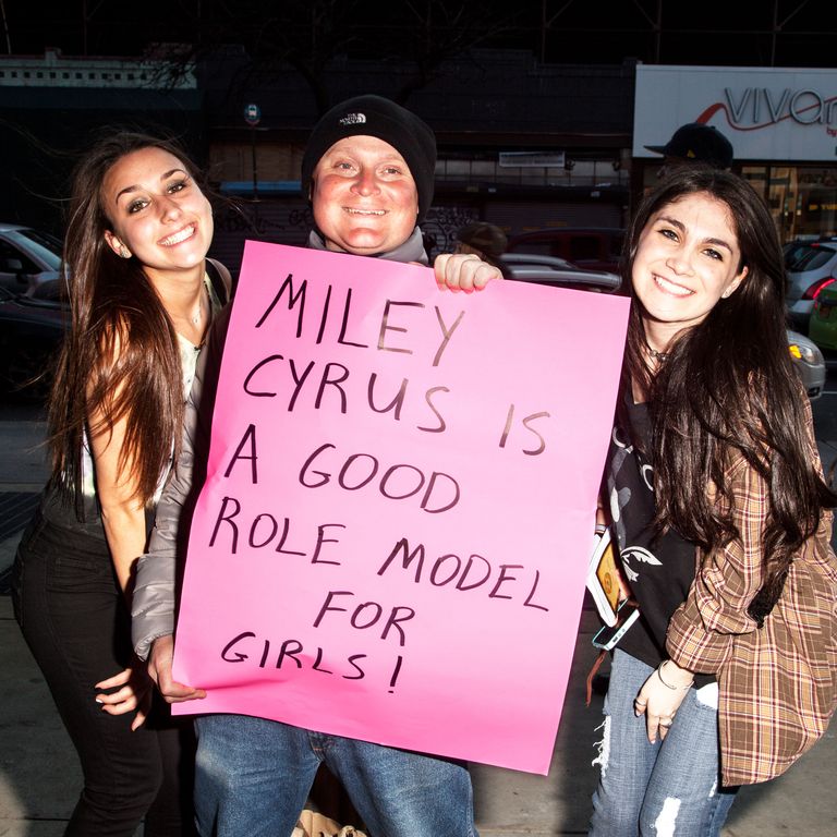 Style Tribe: Miley Brings Out Brooklyn’s Bangerz