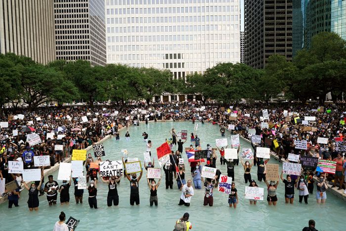 See George Floyd Protest Photos From Around the U.S.