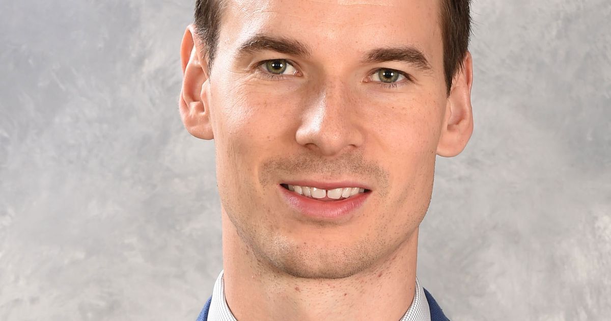 NHL Team to Hire a 26-Year-Old Stats Junkie As General Manager