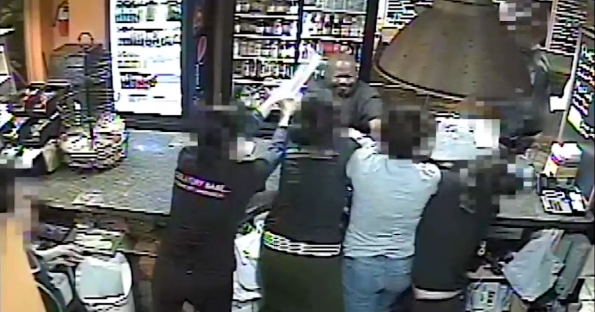 Women Win Slap-Fight Against Attempted Robber