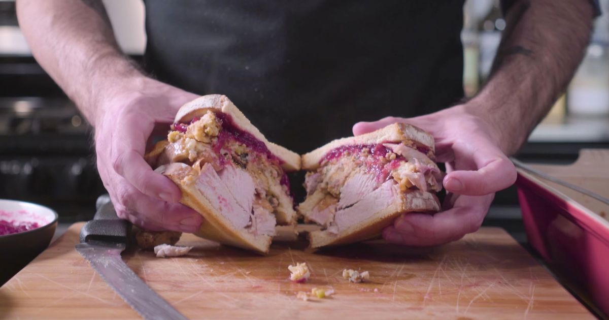 Make Friends' Infamous ‘Moist Maker’ Thanksgiving