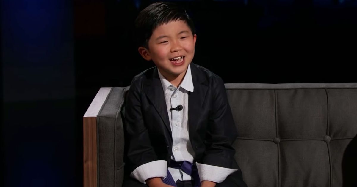 Minari Star Alan Kim Talks Tae Kwon Do Belt on Jimmy Kimmel