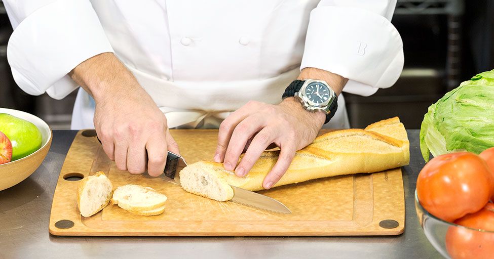 Making the Cut With an Offset Bread Knife