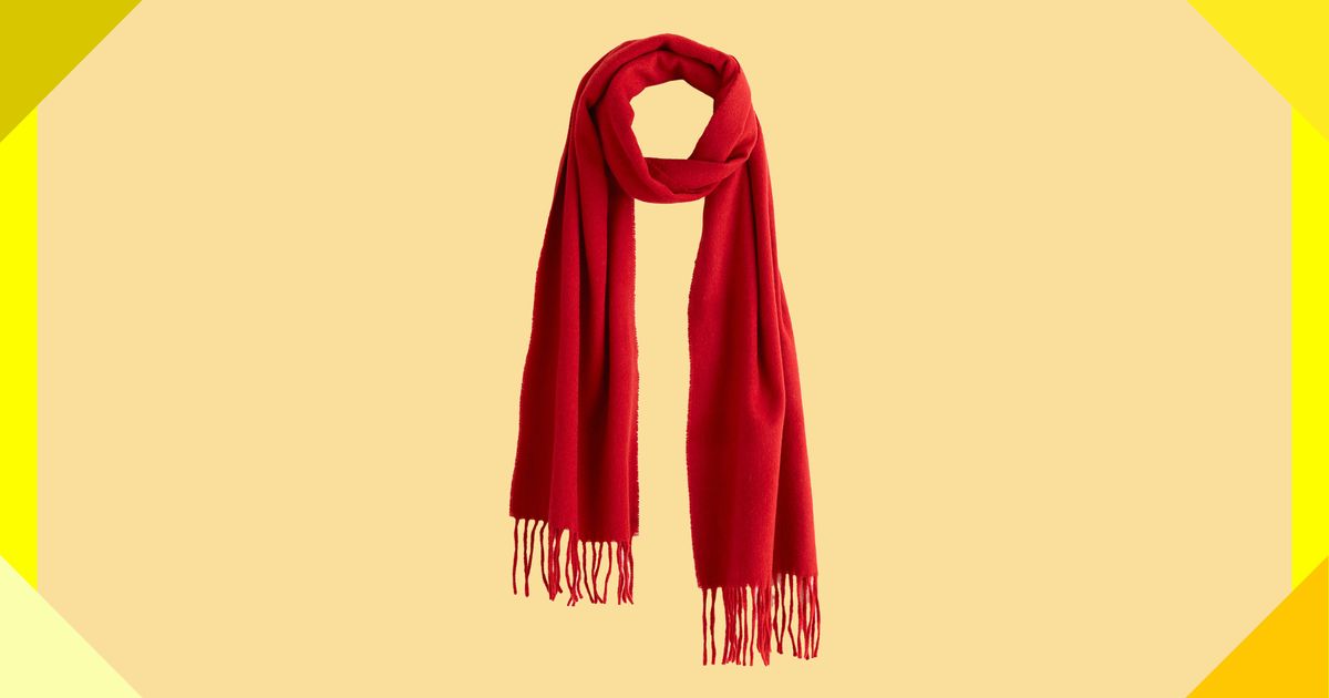 Get Them a Monogrammed J.Crew Scarf for $70 | The Strategist