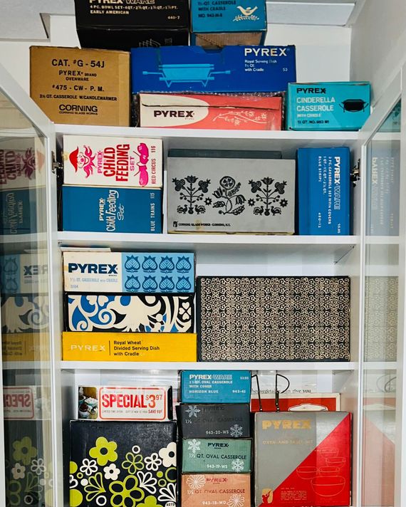 The Collectors Offering Thousands for a Piece of Pyrex