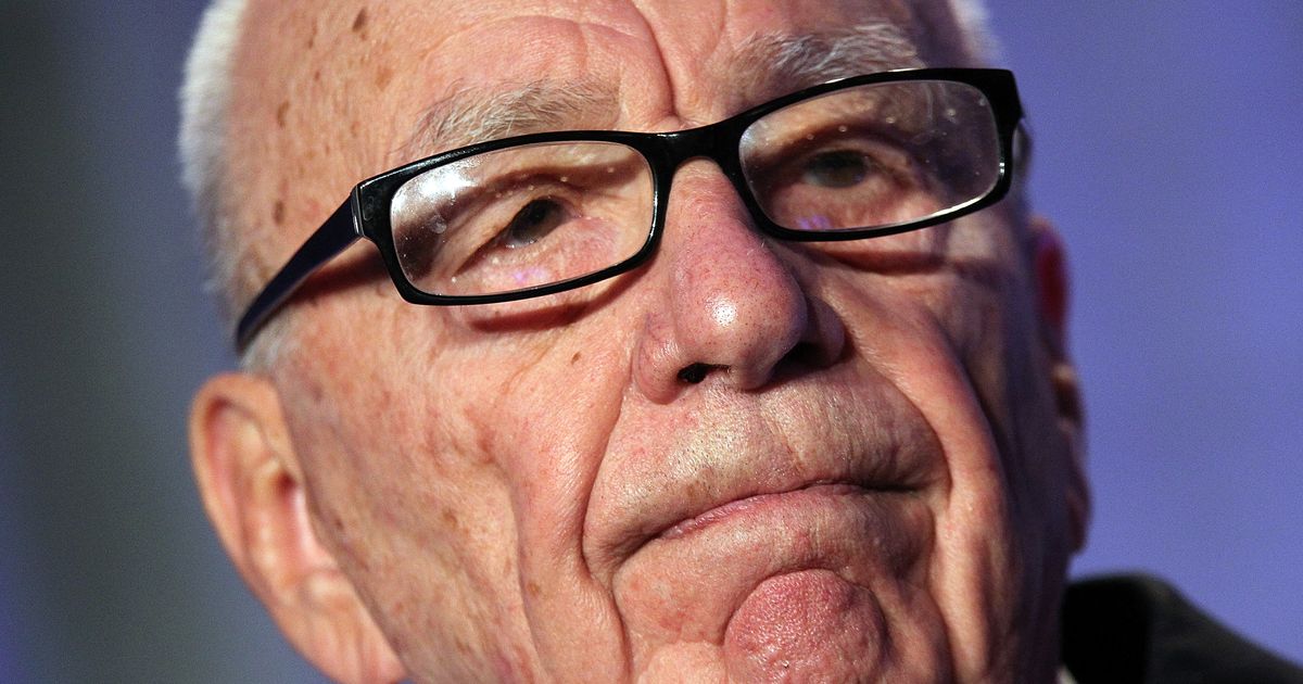 Rupert Murdoch Takes the Hint From Time Warner