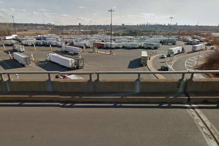 Super Bowl Welcoming Committee Spotlights New Jersey Turnpike Rest Stop