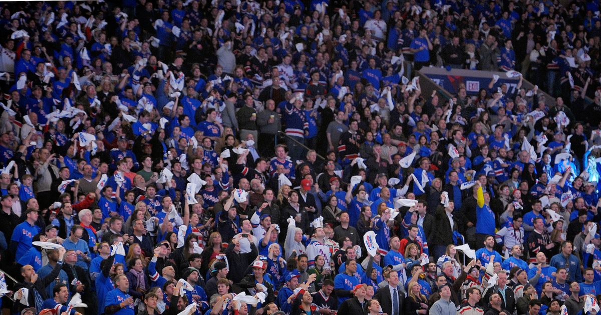 Why the Rangers Aren’t Begging Their Fans to Return