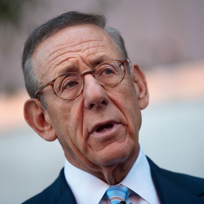 Chefs Scramble to Distance Themselves From Stephen Ross