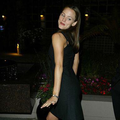 See How Jennifer Garner Mastered Simple Style