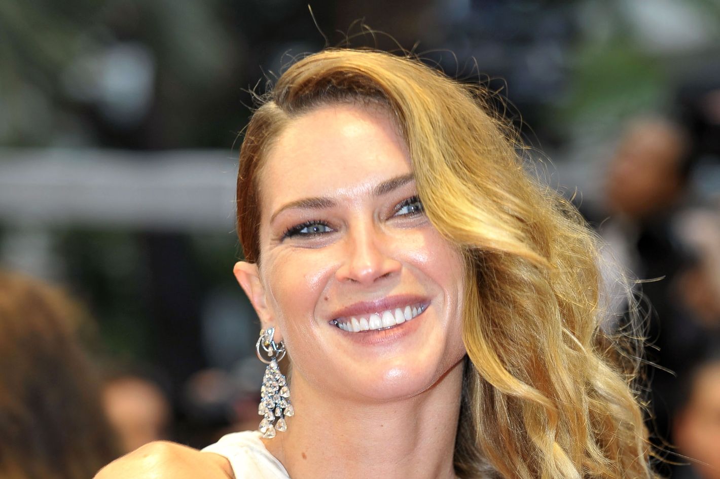 Erin Wasson Hair 2022