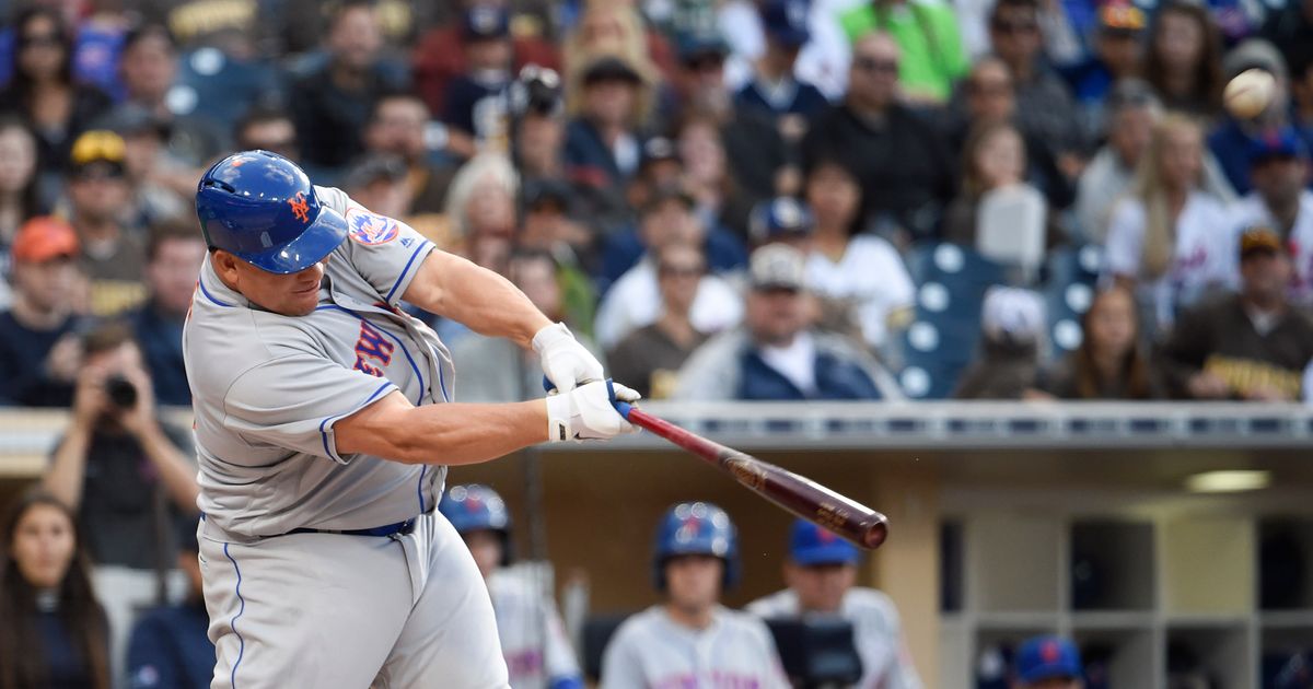 Mets Pitcher Bartolo Colon Becomes Oldest Player to Hit First Home Run