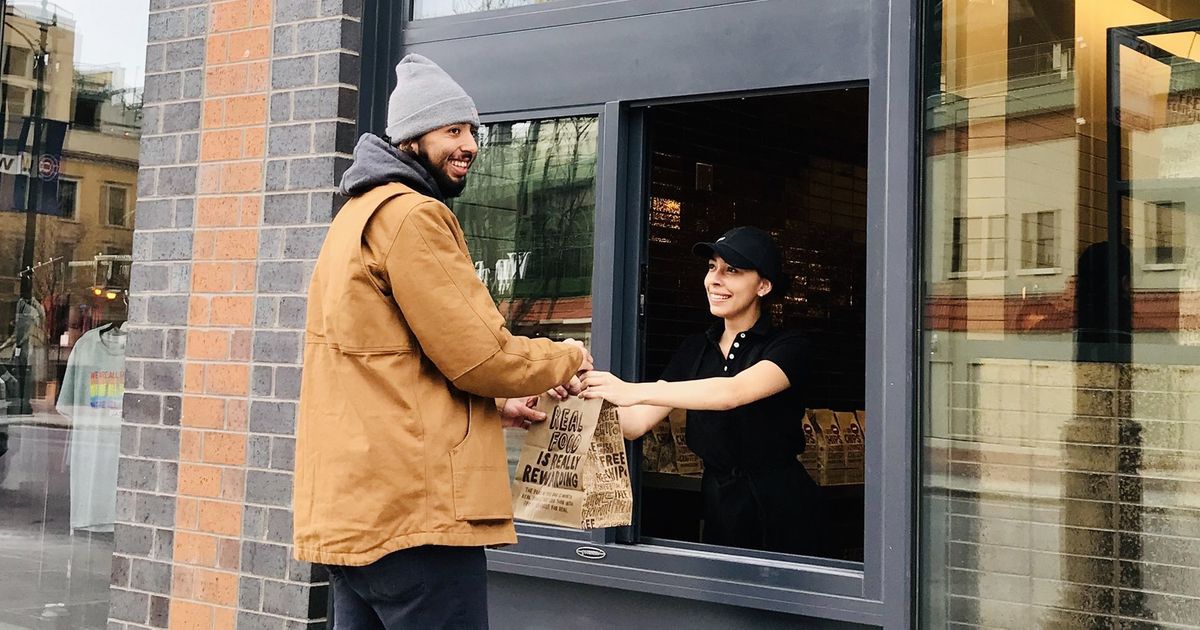 Chipotle Testing Takeout Windows