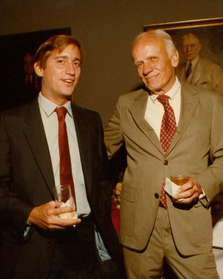 What Does Walter Isaacson Know About Elon Musk?