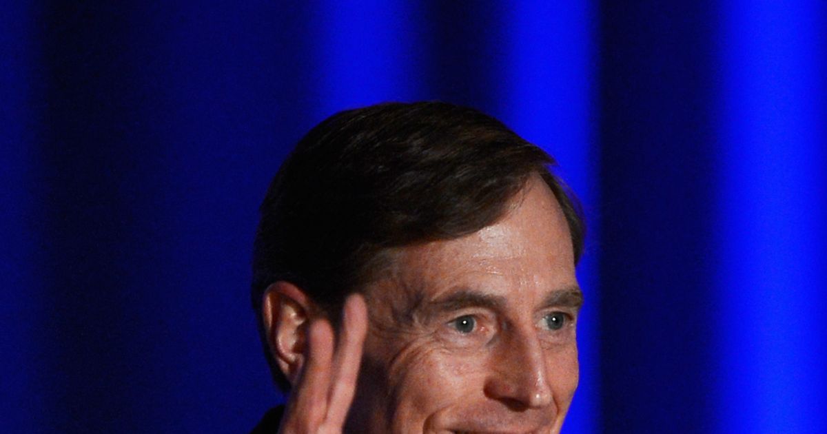 David Petraeus Will Earn $200,000 to Teach a Three-Hour CUNY Seminar ...
