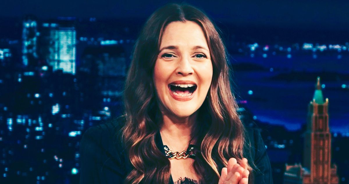 Drew Barrymore’s Love of Rain Goes Viral — VIDEO