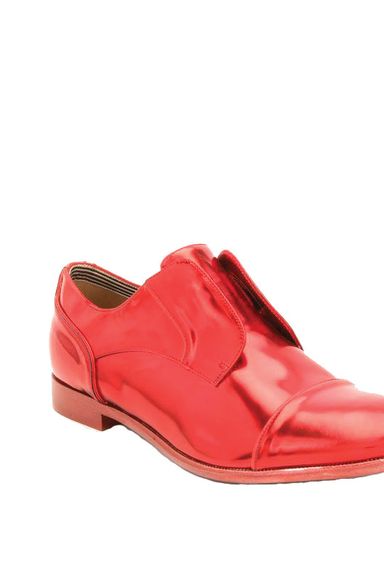 Oooh, Shiny! 22 Things That Gleam