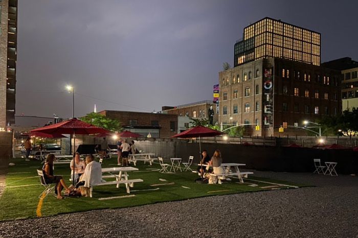 A Guide to Outdoor Dining in NYC