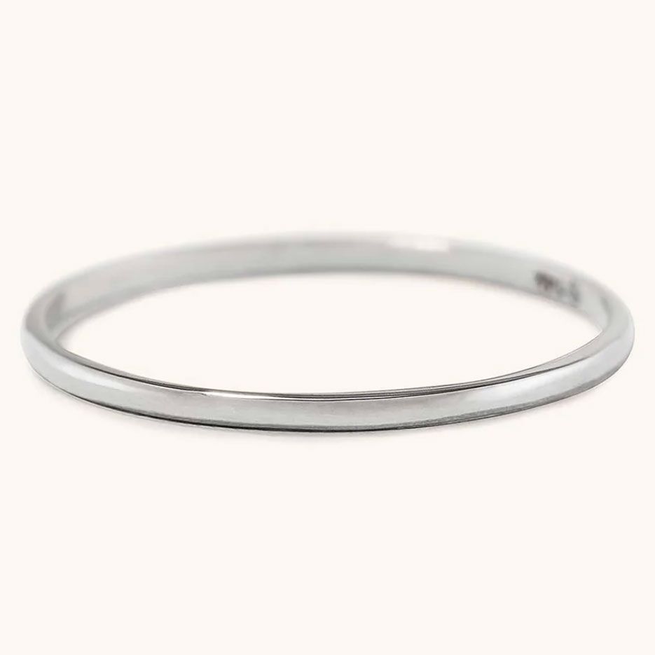 How to Mix Metal Jewelry, According to Pros