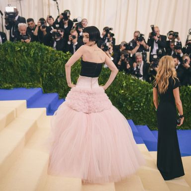 Met Gala 2017: Behind-the-Scenes Photos From the Red Carpet