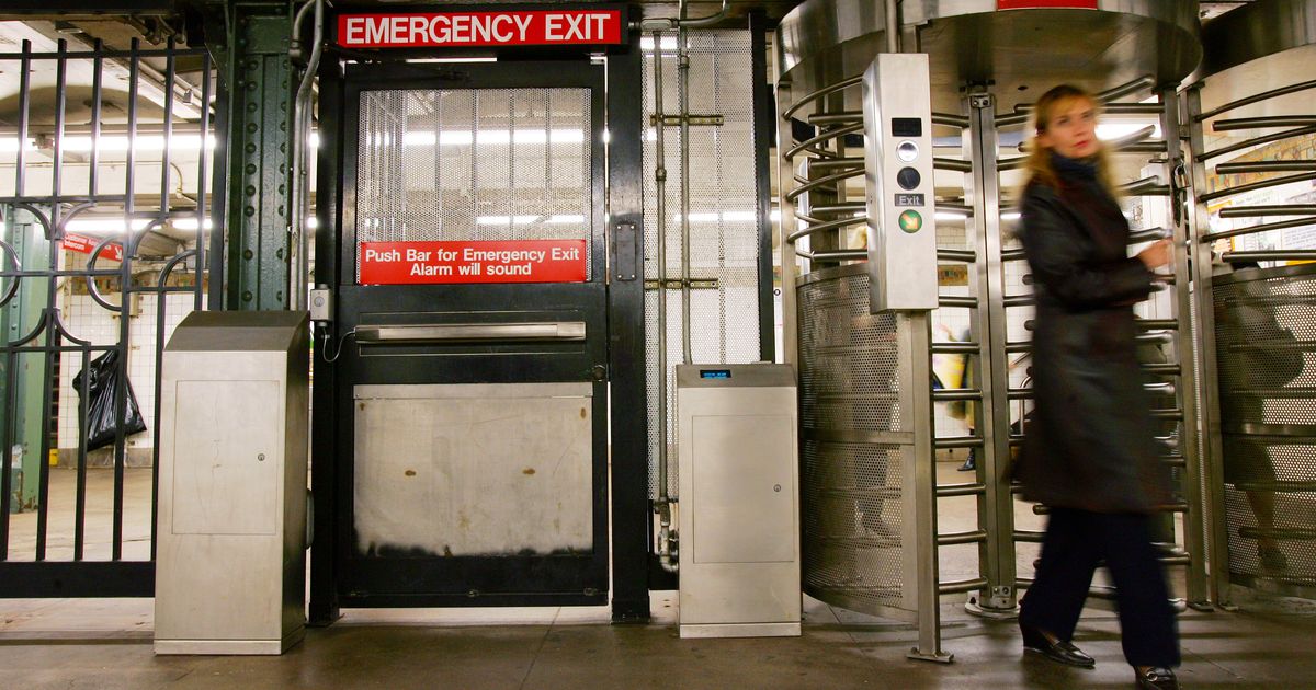 Ode to the Subway Exit Gate