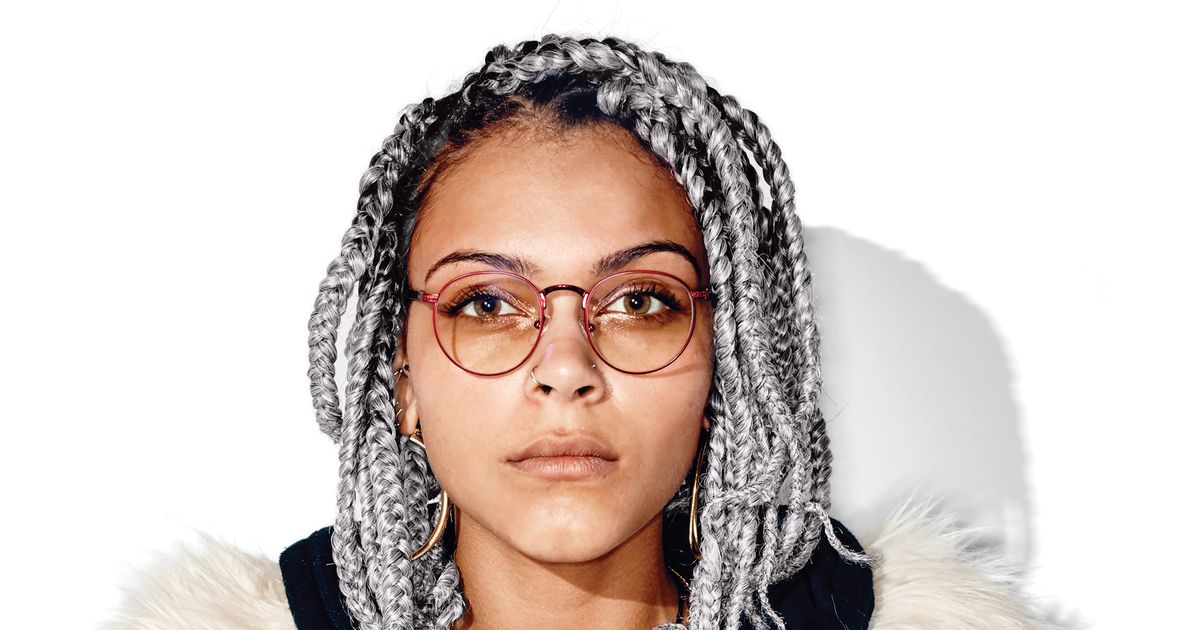 The Art Student Who Dyes Her Hair Gray