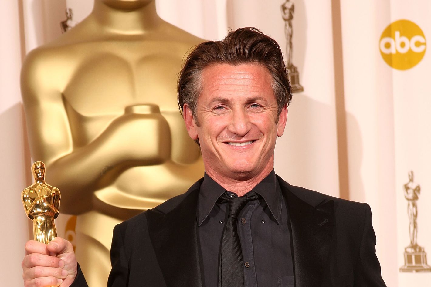 Sean Penn Smiling
