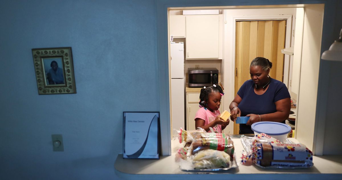 Single Parents Need Enhanced Unemployment Benefits