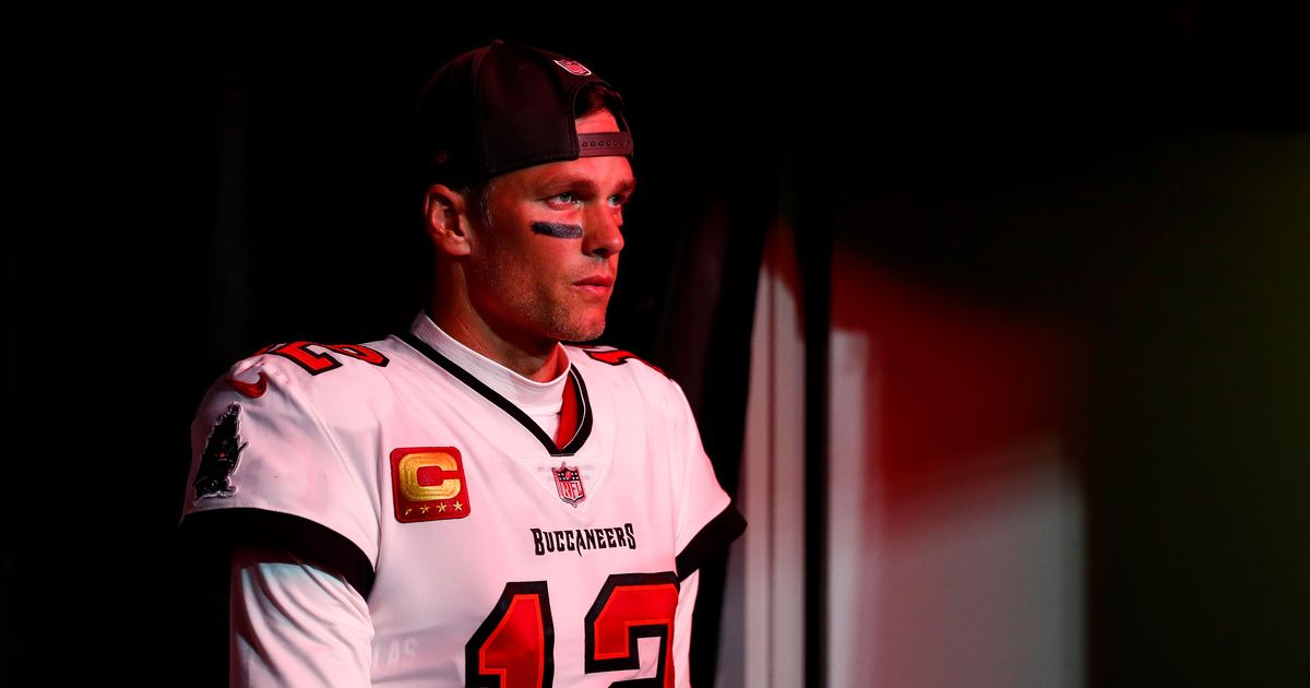 Tom Brady Is a Rickety Old Man Still Chasing the Dragon