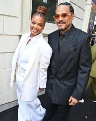 Is Janet Jackson Dating Maxwell?