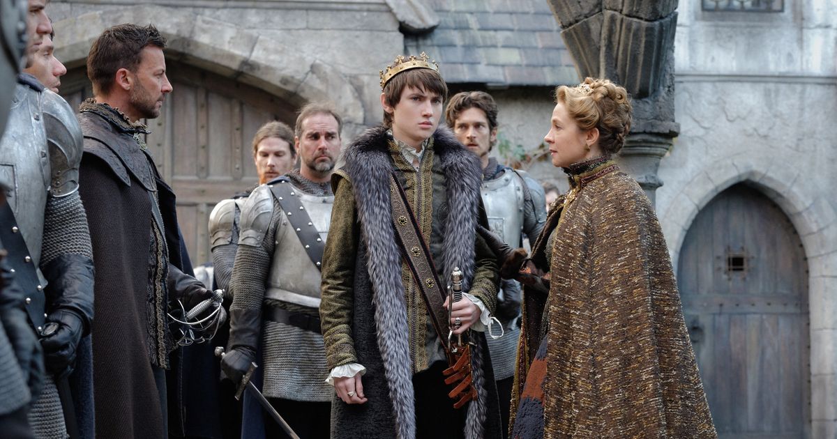 The CW’s Reign to End After Its Fourth Season