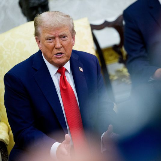 Trump Turned ‘Lewinsky Room’ Into Oval Office Gift Shop