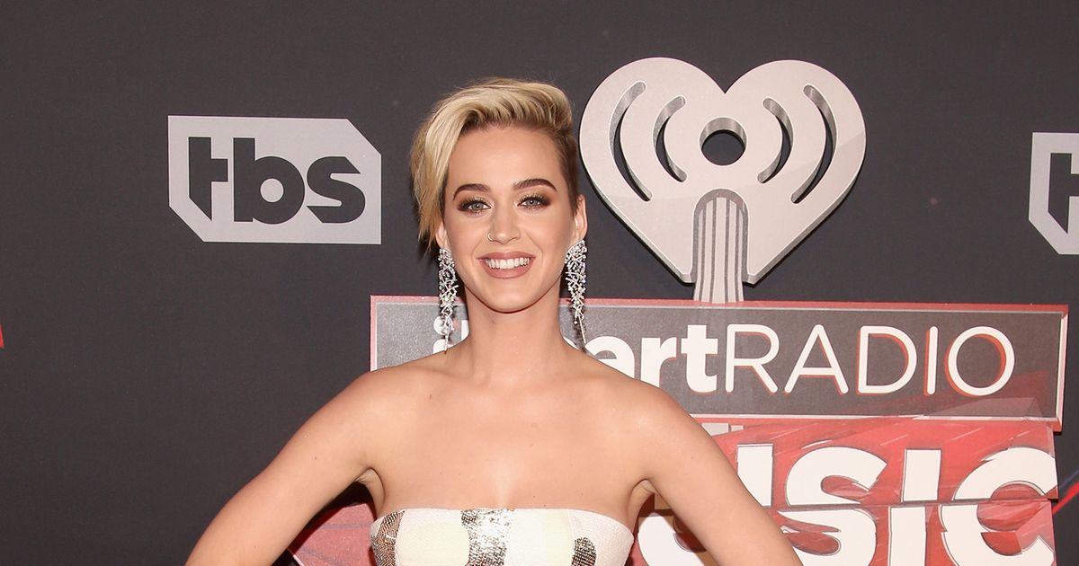 Katy Perry Walked the Red Carpet With Quinoa in Her Teeth