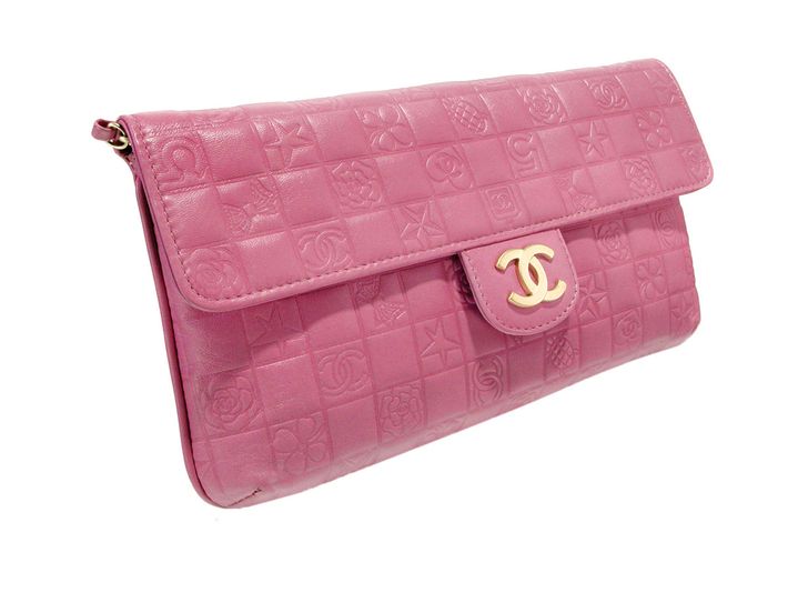 We Asked 850 Cut Readers What’s Tasteful and What’s Tacky