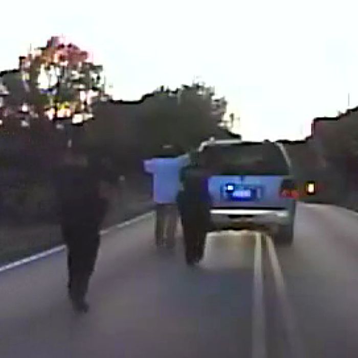 Video Fatal Police Shooting Of Unarmed Black Man In Tulsa
