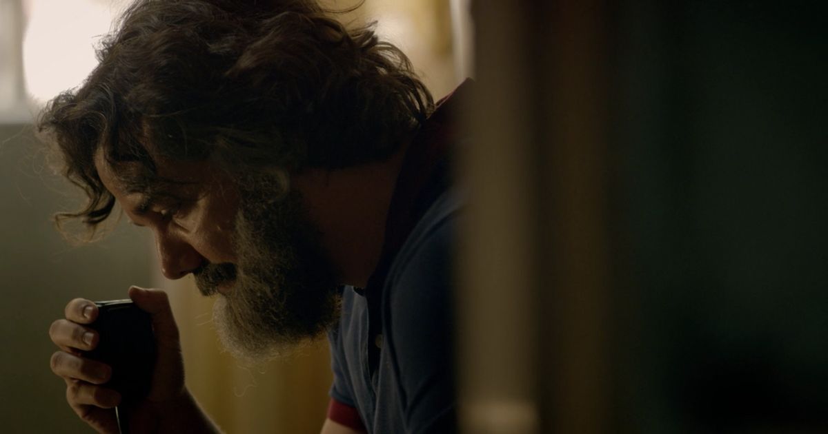 Narcos Season Finale Recap: A Roof and a Hard Place