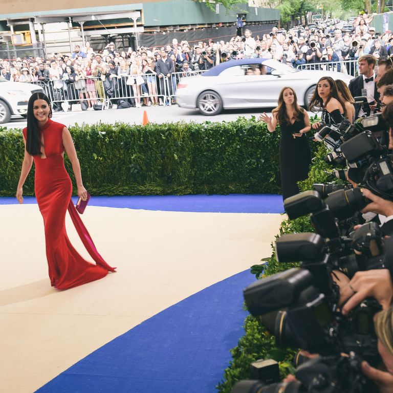 Met Gala 2017: Behind-the-Scenes Photos From the Red Carpet