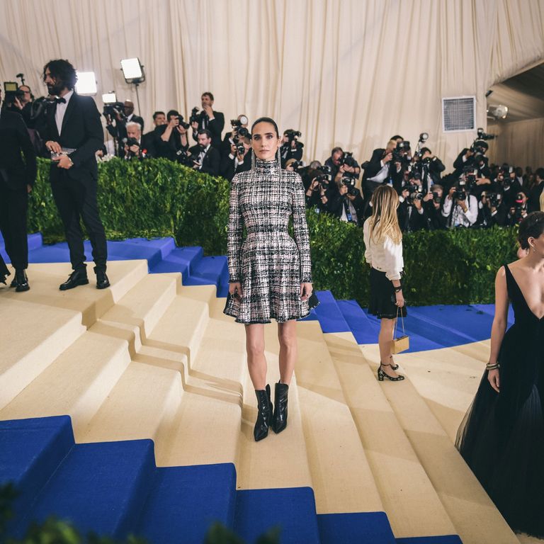 Met Gala 2017: Behind-the-Scenes Photos From the Red Carpet