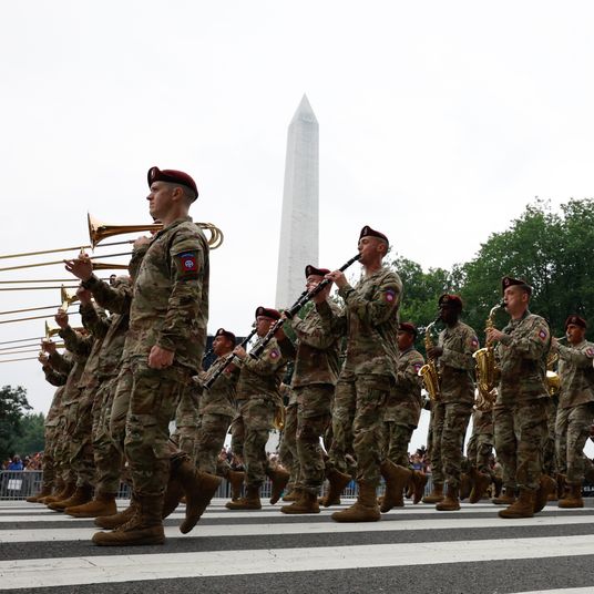 Trump Lures Ivanka Back With … a White House UFC Fight?