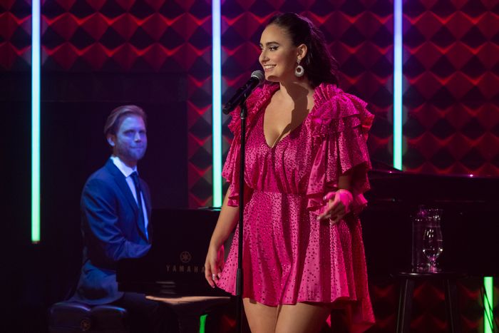 5 Minutes With … Comedian Cat Cohen on Her Netflix Special