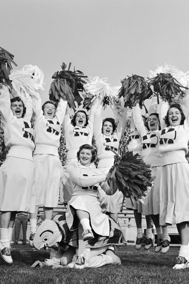 48 Vintage Cheerleading Photos in Honor of Super Bowl XLVIII