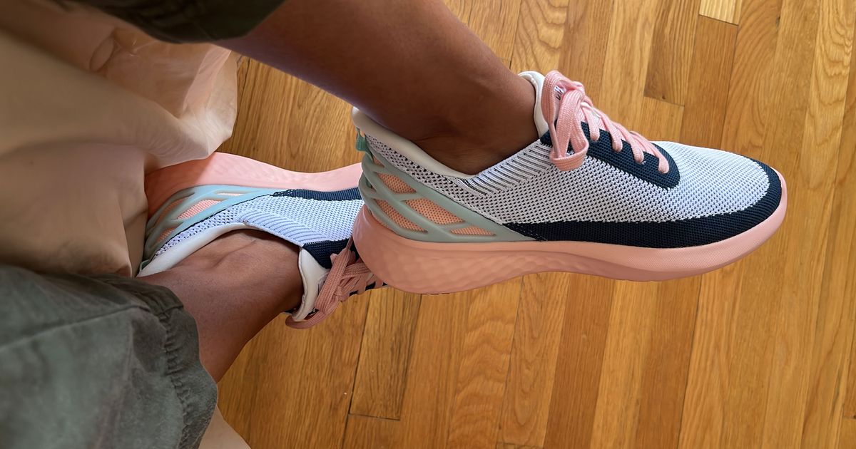 Kizik Women’s Athens Sneaker Review | The Strategist