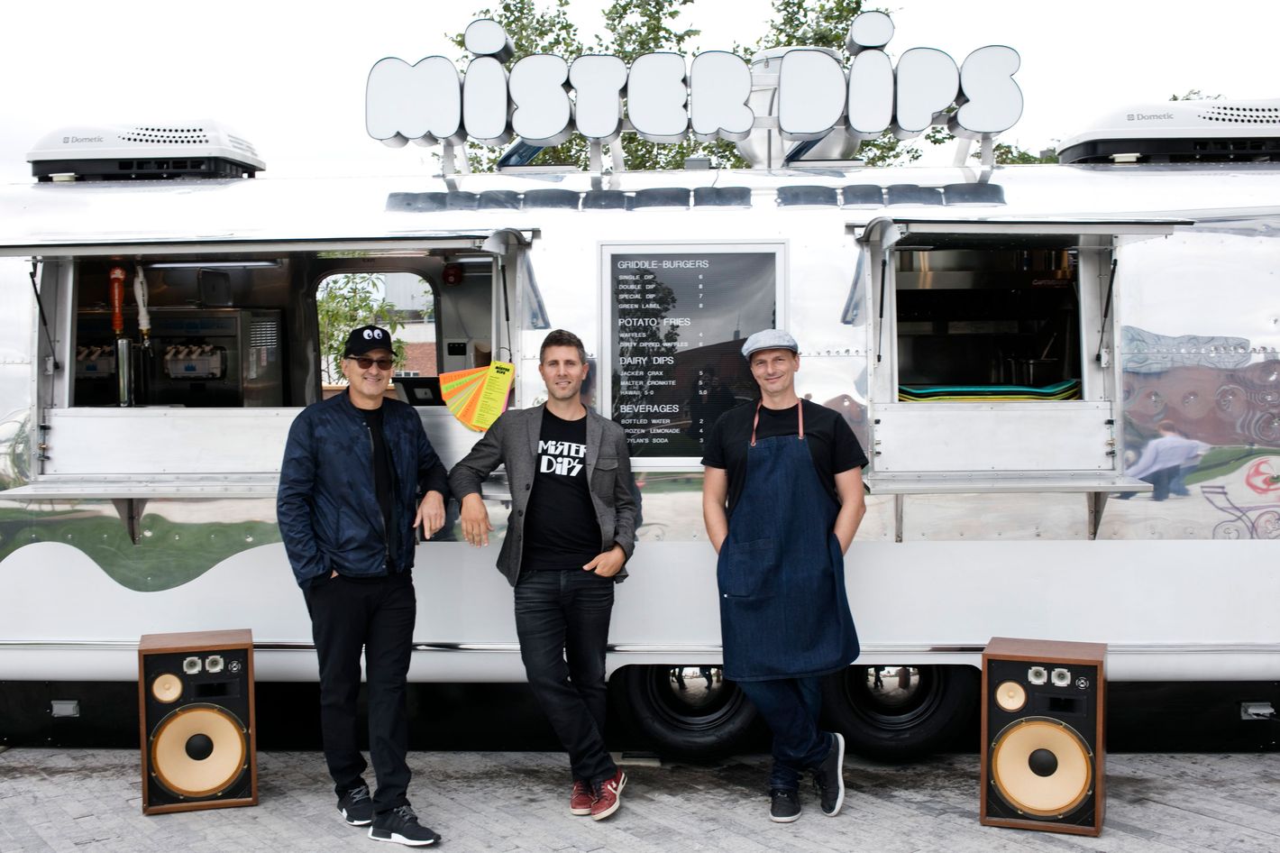 Andrew Carmellini Opens Mister Dips